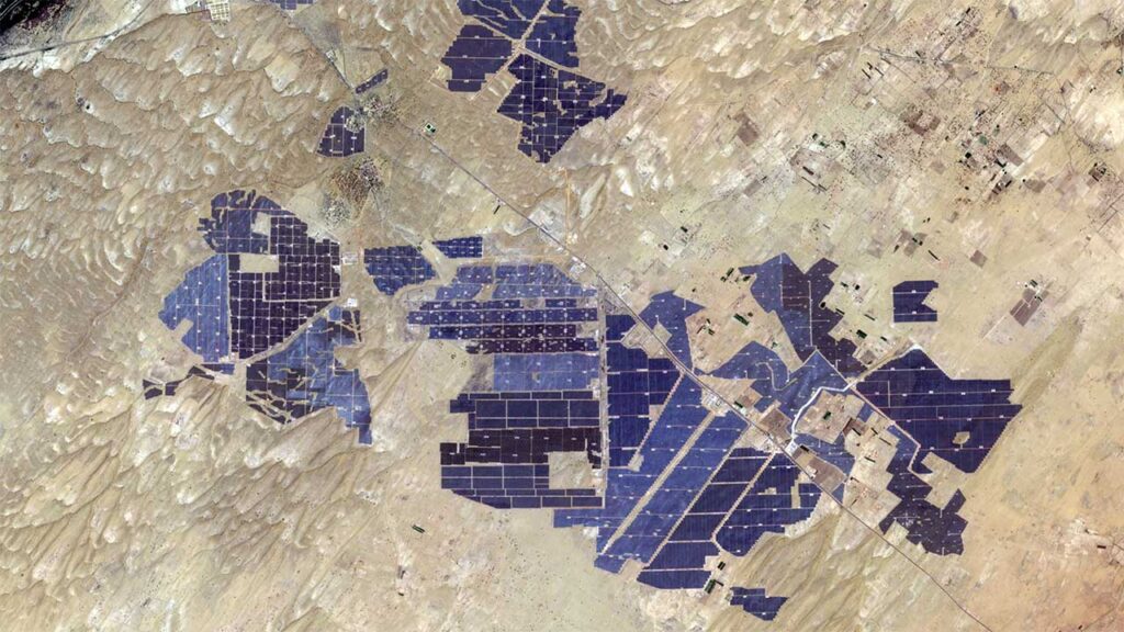 Bhadla Solar Park - World's Biggest Solar Farm in India