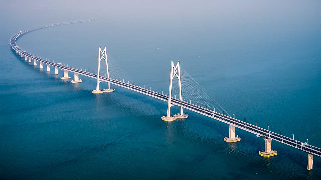 Tsing Ma Bridge: The $1.35 Billion Bridge that Connects Two Major Islands