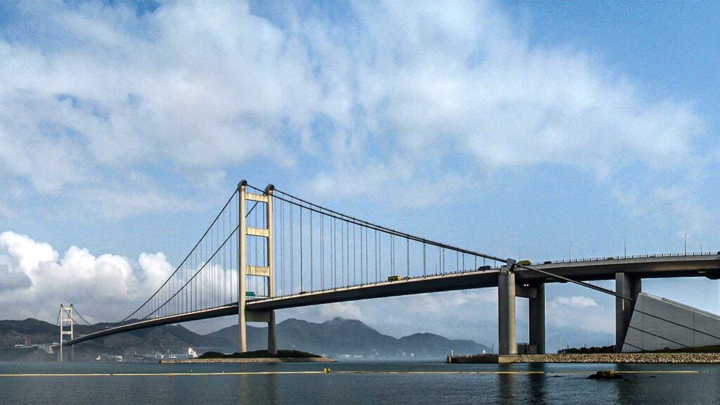 China's Danyang-Kunshan Grand Bridge is World's Longest